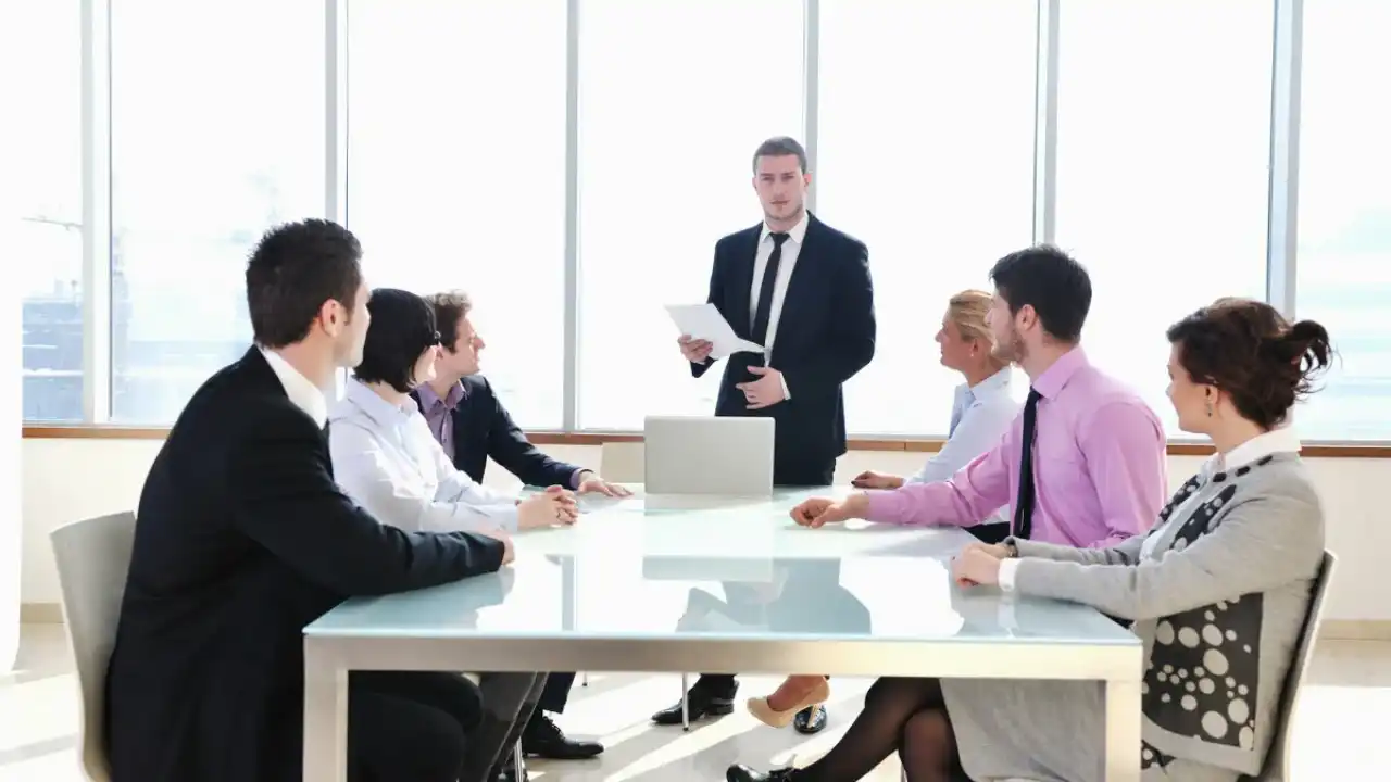 3 Effective Ways To Save Costs On Bench Resources - DJBH